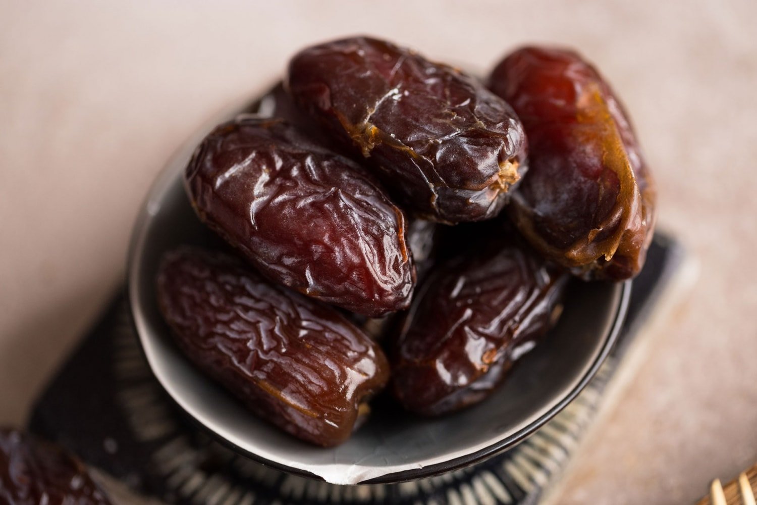 Gesunde Datteln | Getrocknet und Frisch | REISHUNGER