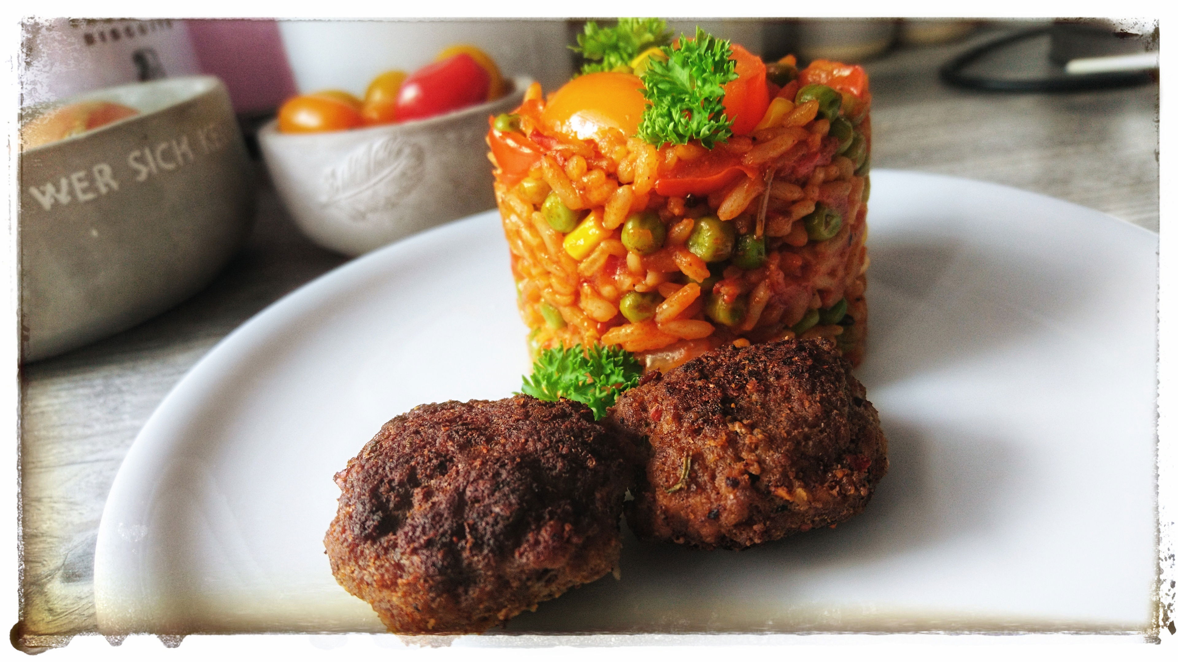 Balkan Reis mit Cevapcici/ Fleischbällchen