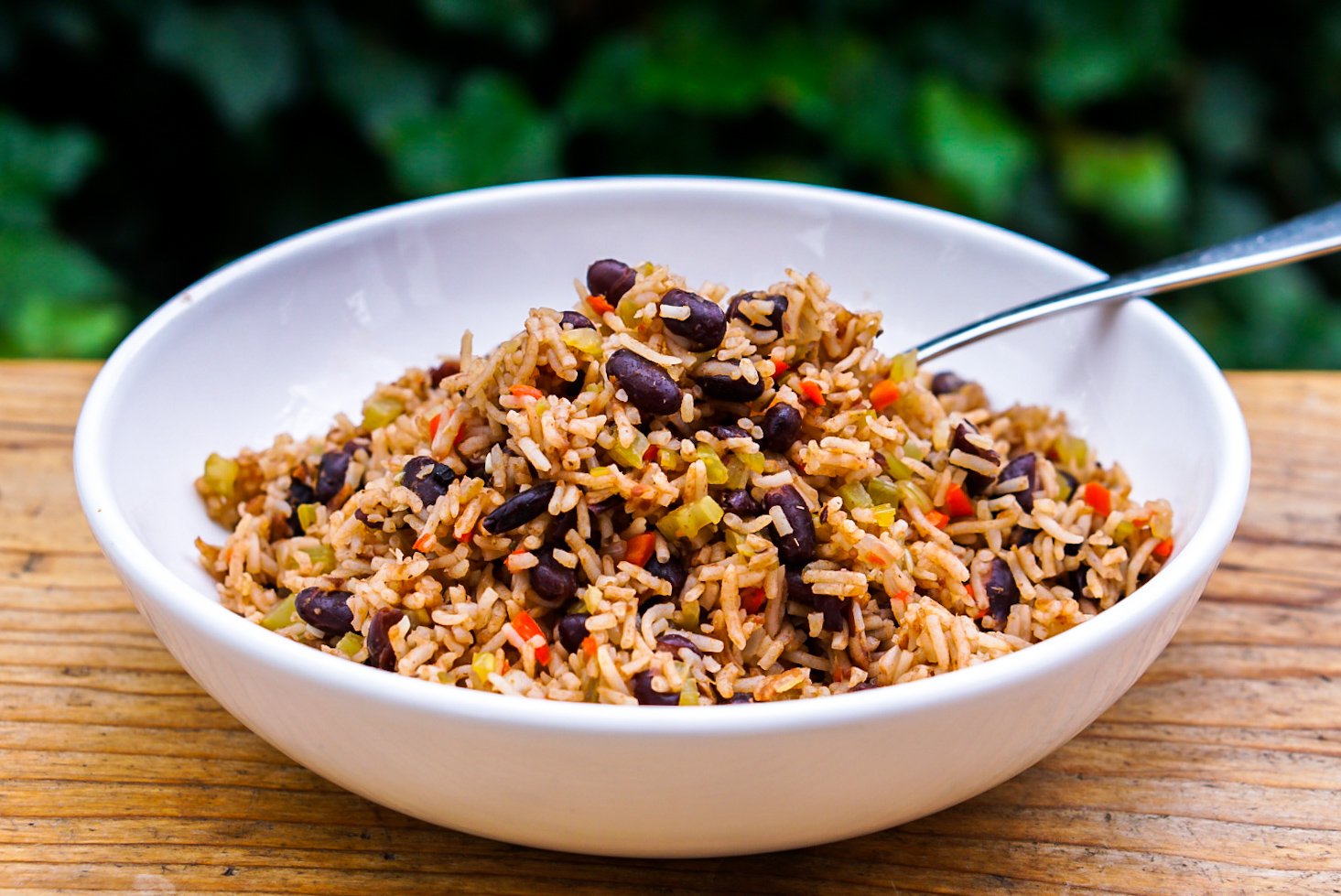 Kubanisches "Arroz Congris" mit Basmati Reis | REISHUNGER