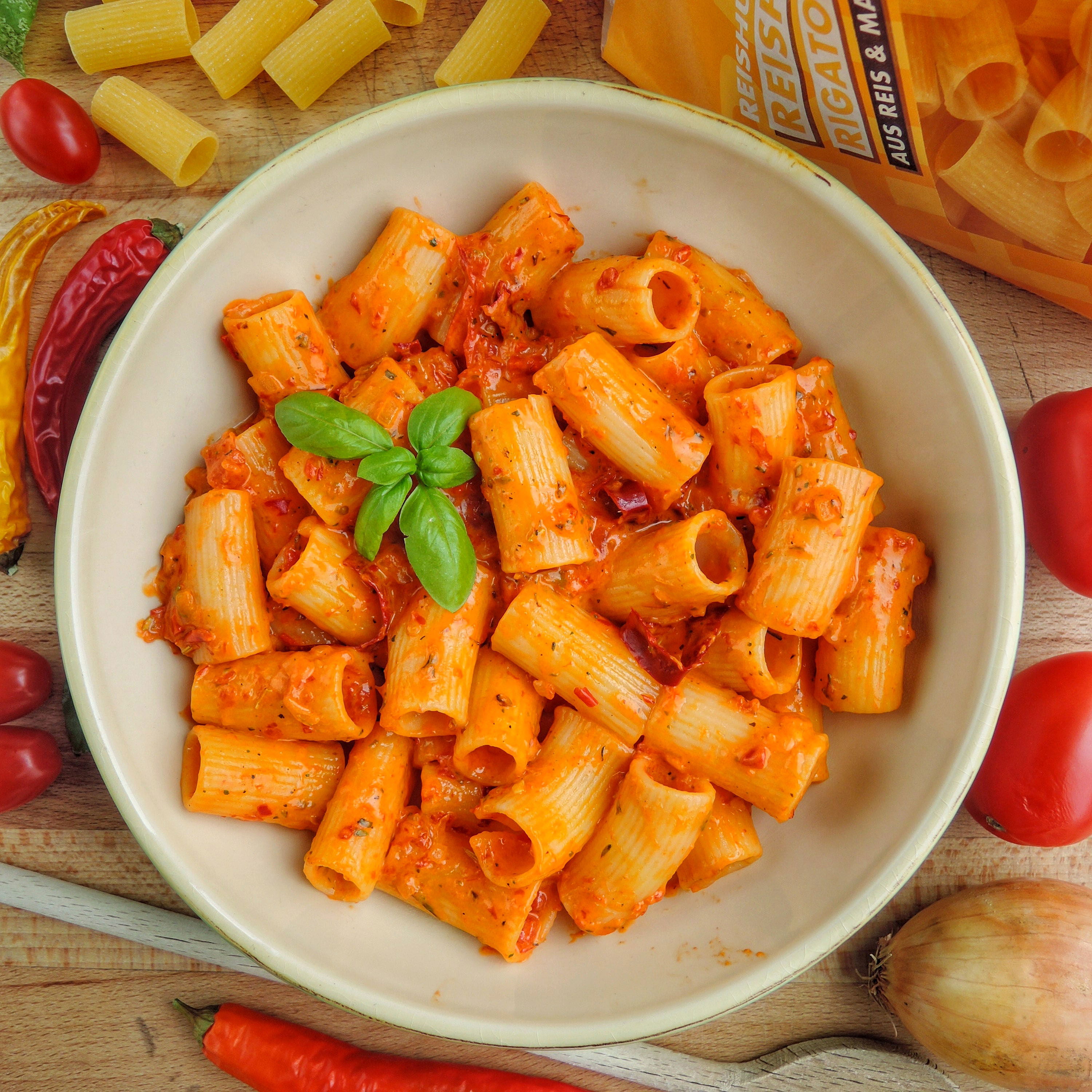 Rigatoni Pasta aus Reis- & Maismehl kaufen | REISHUNGER