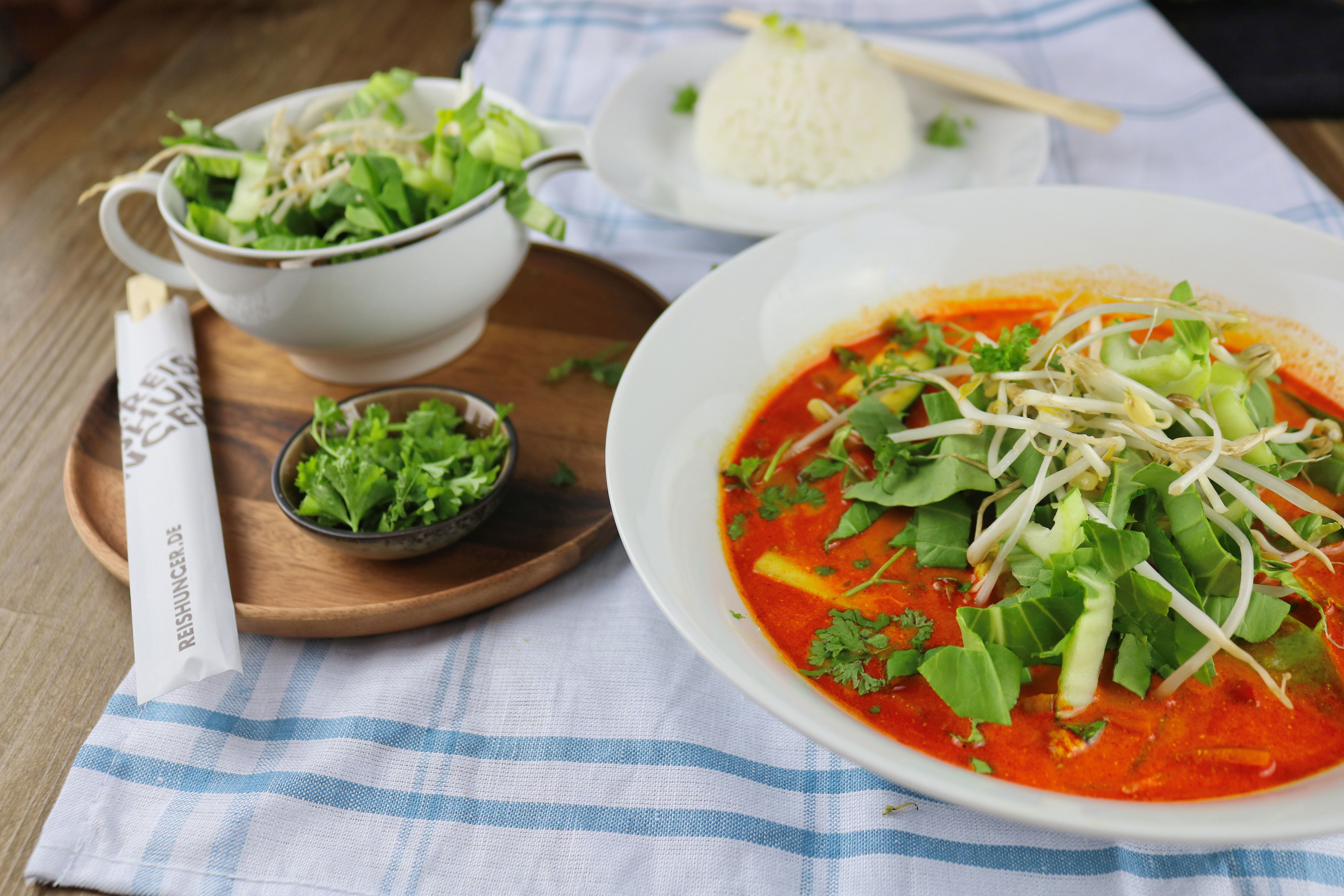 Jasmin Reis Curry Bowl