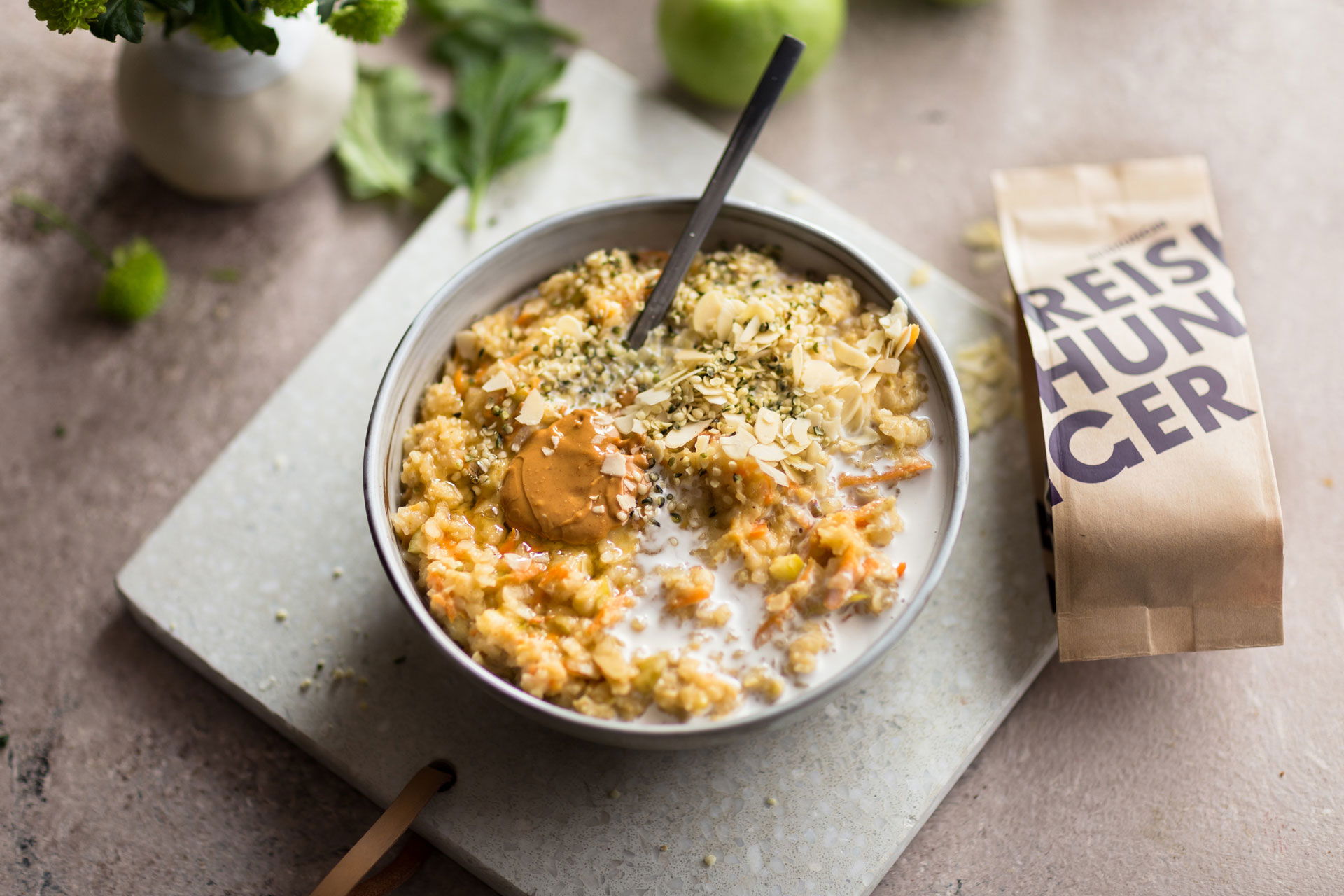 Karotten-Bircher Reisflocken Porridge aus dem Reiskocher