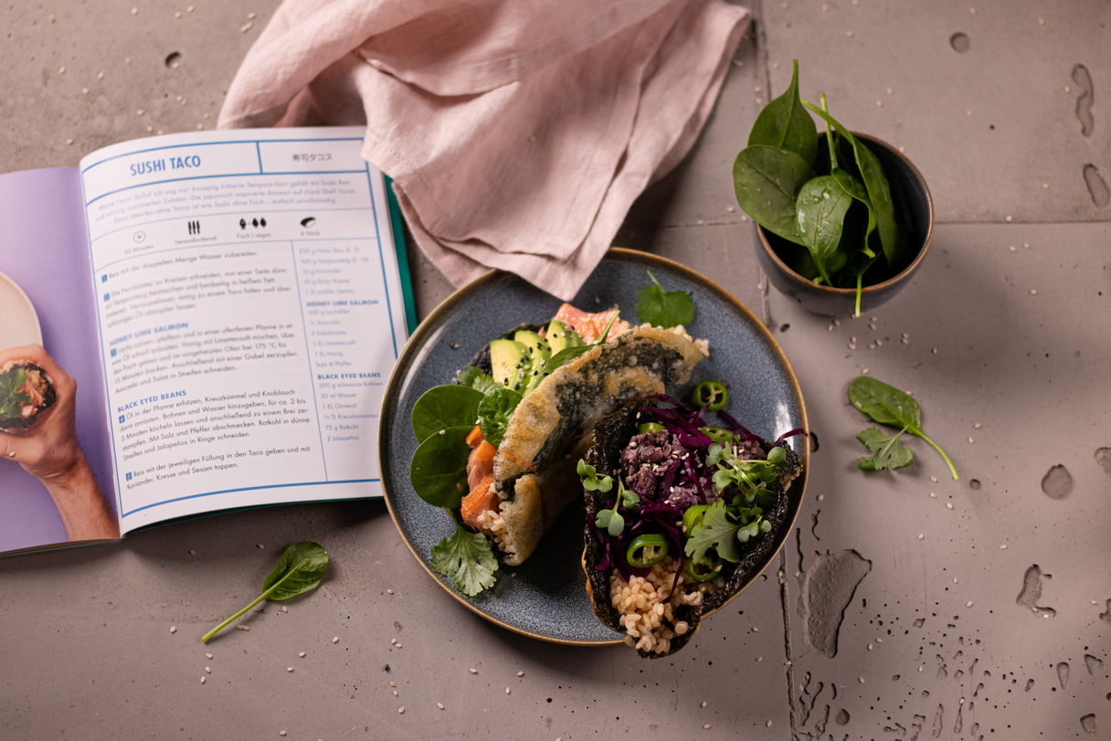 Sushi Kochbuch kaufen | 24 Rezepte & 1 Mops | REISHUNGER